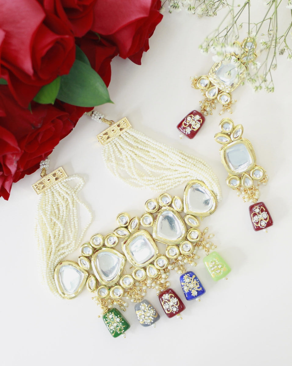 Avina Kundan Sets – OMITA